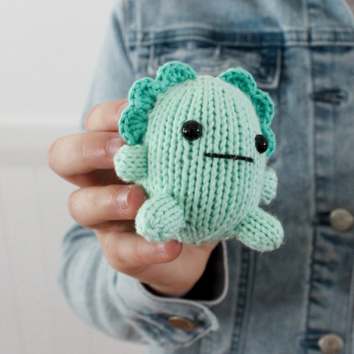 Knitted Pocket Axolotl Pattern: Seamless Round Knit (PDF Pattern) - Etsy