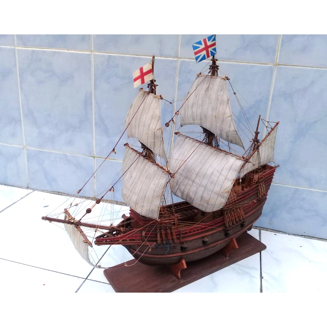 Miniature Mayflower Ship: Wooden Antique Decor (50 X 45 X 9 Cm) - Etsy