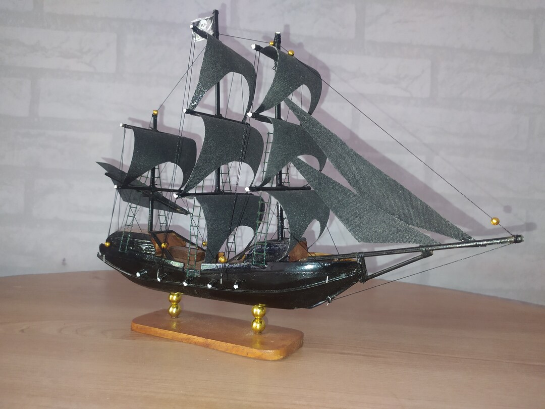 Miniature Pirates Caribbean Ship, Miniature Black Pearl Ship Classic ...