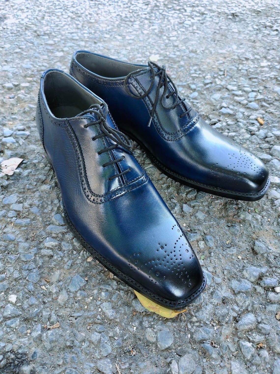 Stylish Navy Blue Dress Shoes for Men – Fashion Brogue Shoes, Formal ...