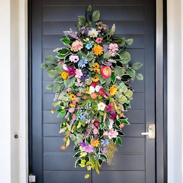 Teardrop Wreath - Etsy