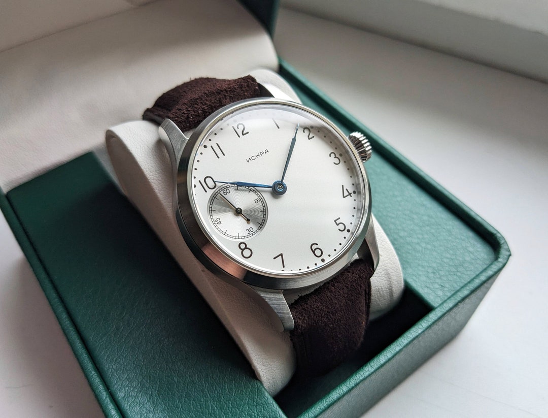 Vintage Mechanical Watch Molnija Iskra, Movement Molnija 1970s, Retro ...