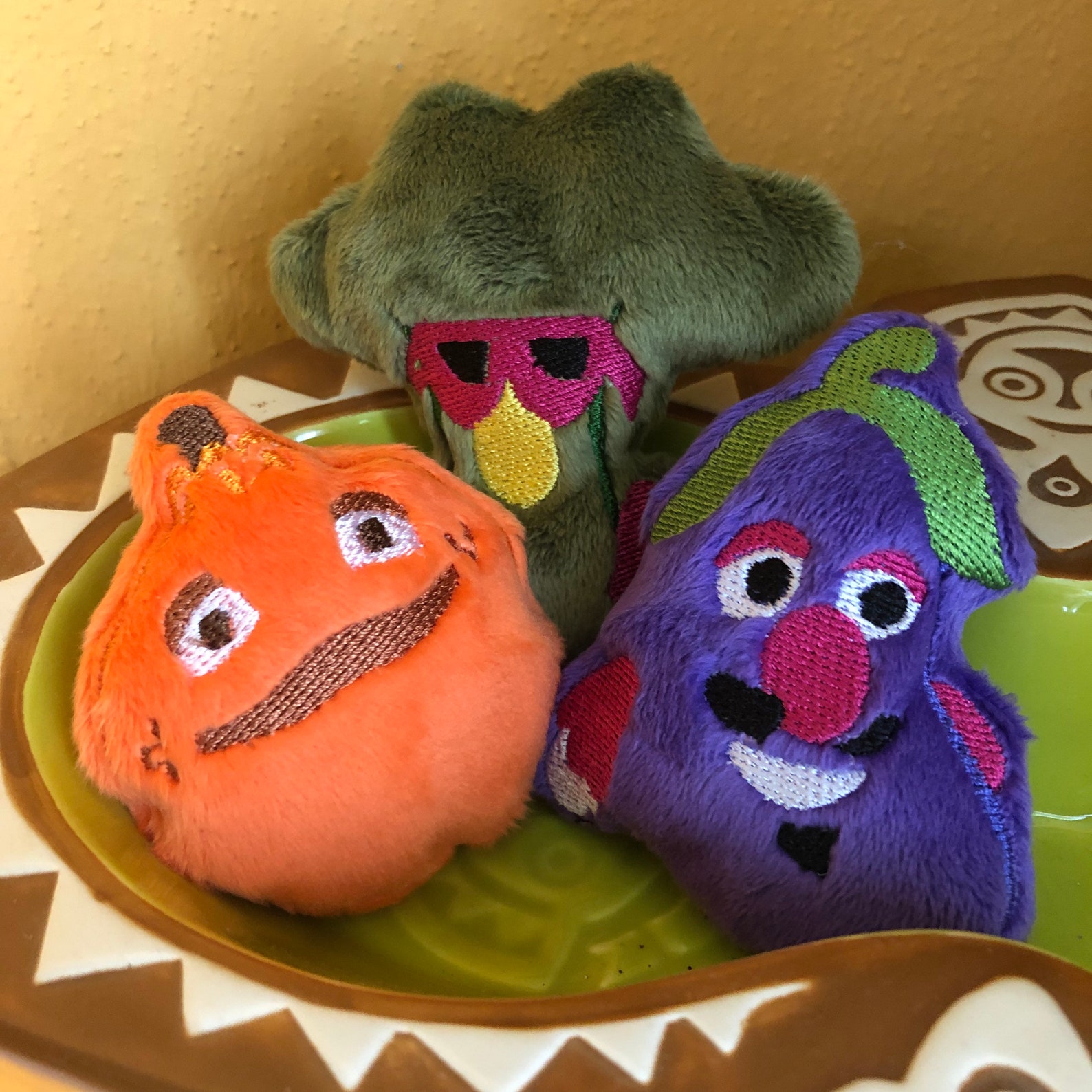 EPCOT Kitchen Kabaret Mr. Eggplant Plushie Veggie Veggie Fruit Fruit ...