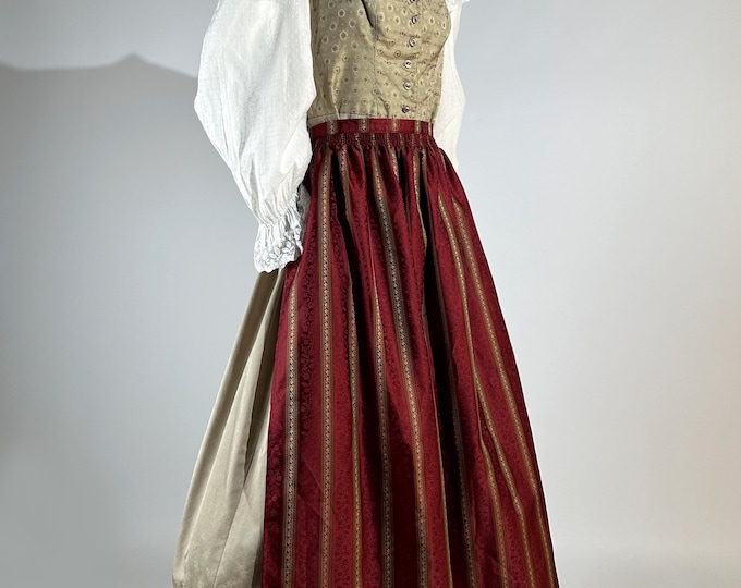 Golden Austrian Dress Austrian Bavarian Austria Germany Traditional ...