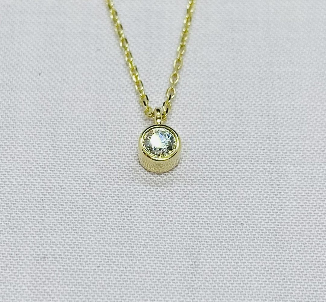 14K Solid Gold Diamond Necklace for Women , Solitaire Bezel Diamond ...