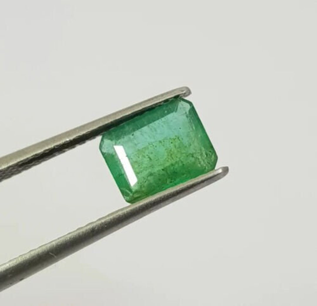 4 Carat Mesmerizing Natural 9X11 MM Octagon-shaped Colombian Emerald ...