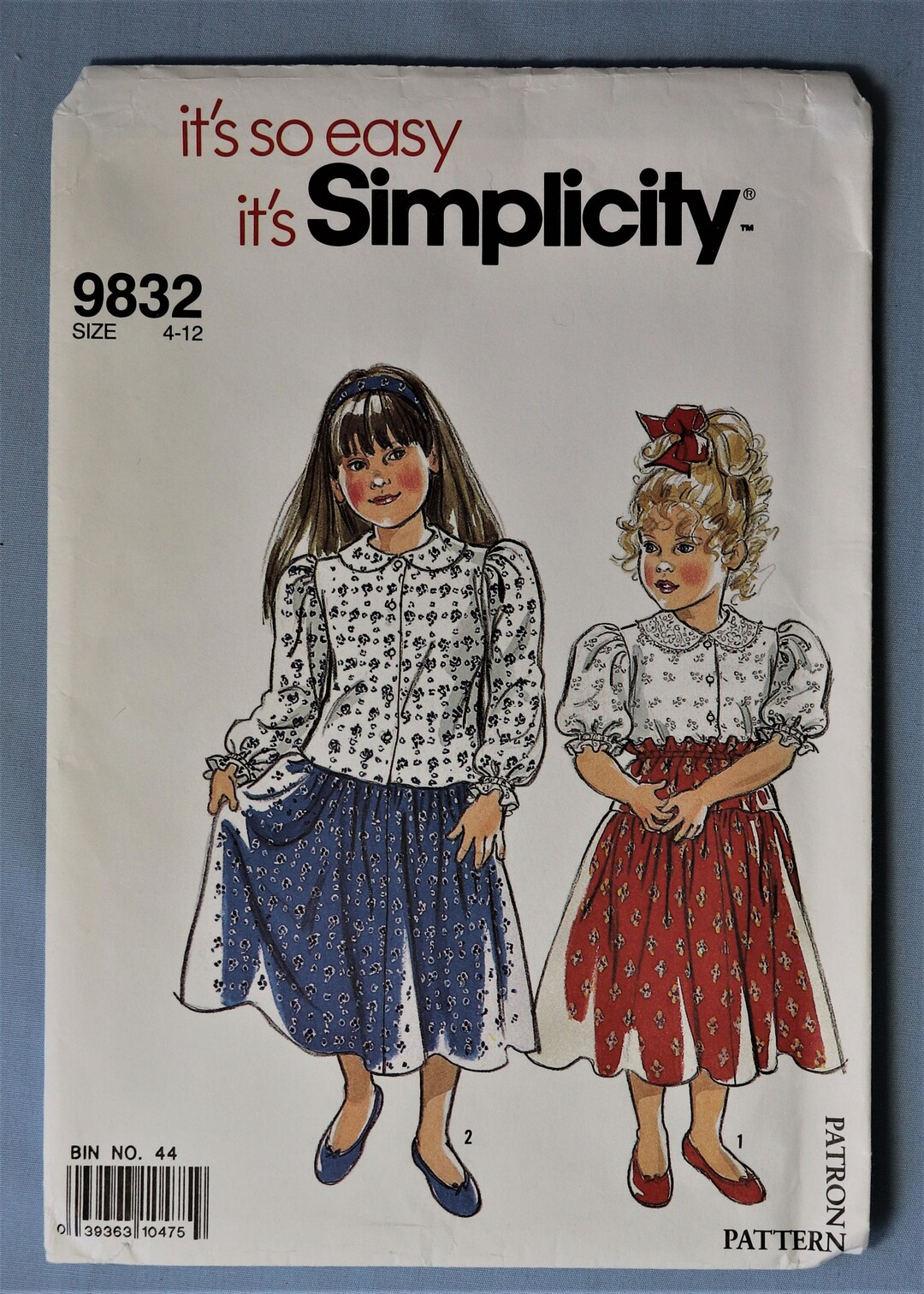 Simplicity 9832. Girl's Blouse and Skirt Pattern. Vintage - Etsy