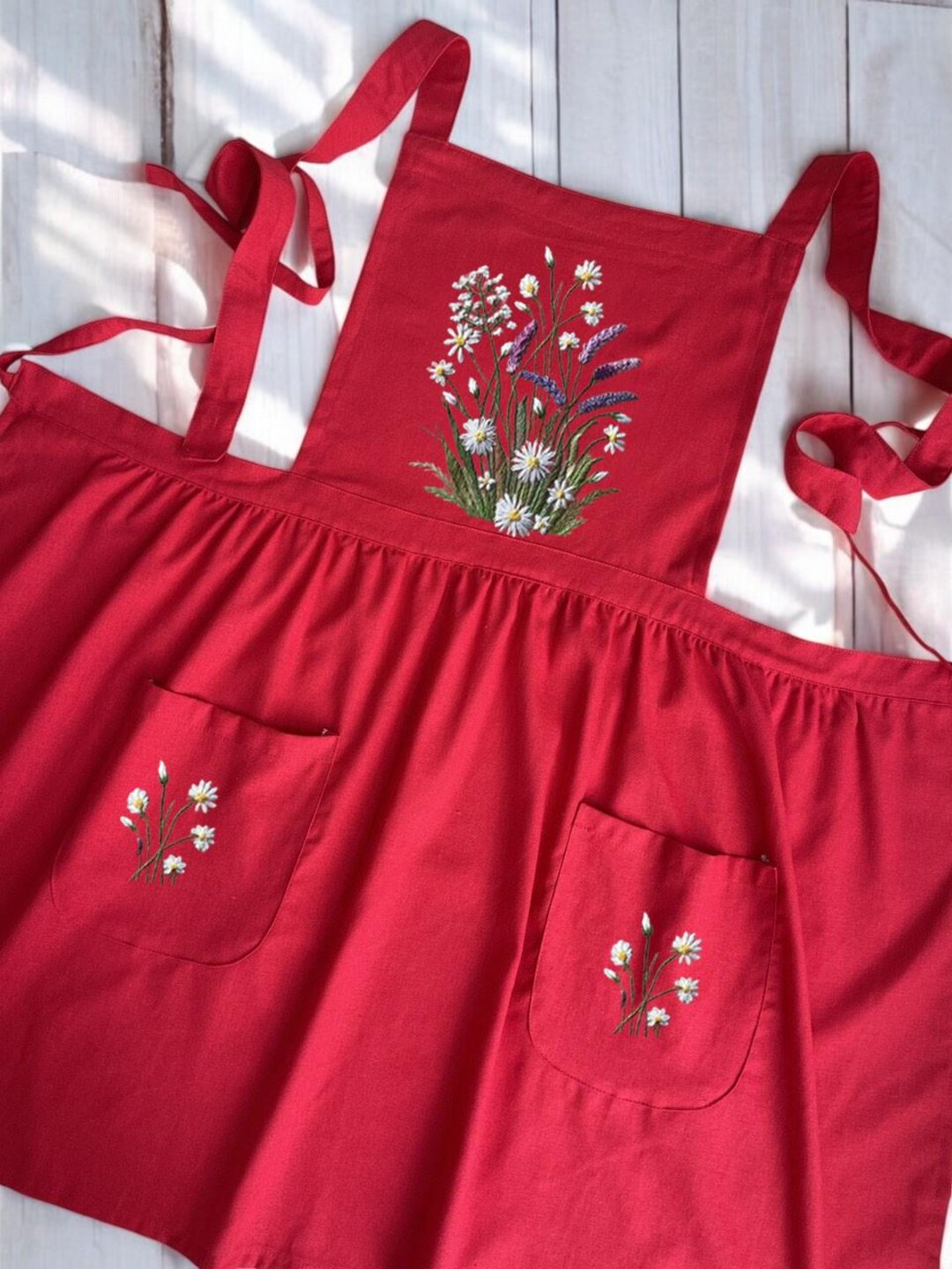 Custom Hand Embroidered Floral Apron, Personalized Hand Embroidered Apron, Kitchen/cooking ...