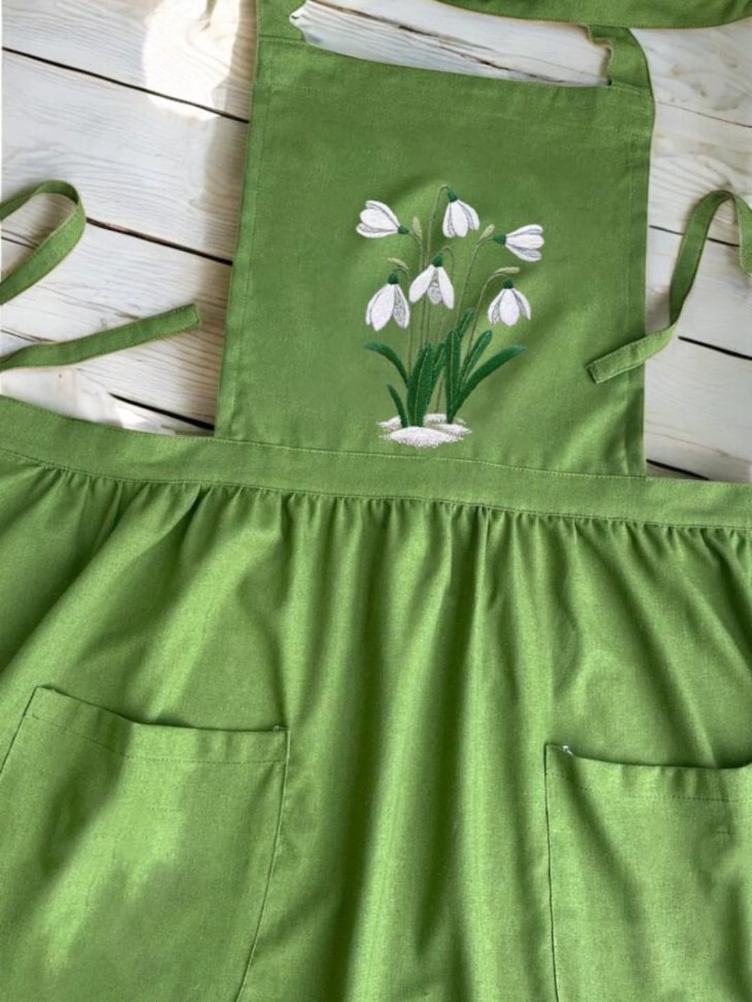 Hand-embroidered Snowdrop Flower Garden Apron, Embroidered Floral Apron ...