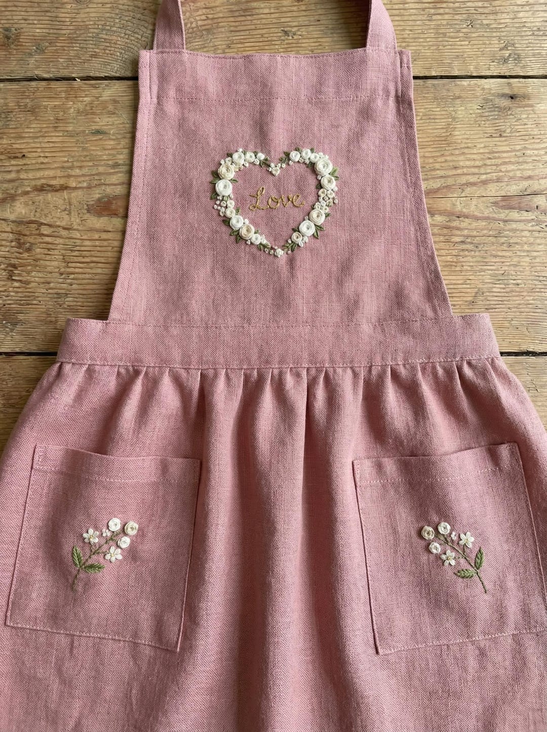 Embroidery Linen Apron, Apron for Women, Valentine Embroidery Aprons ...