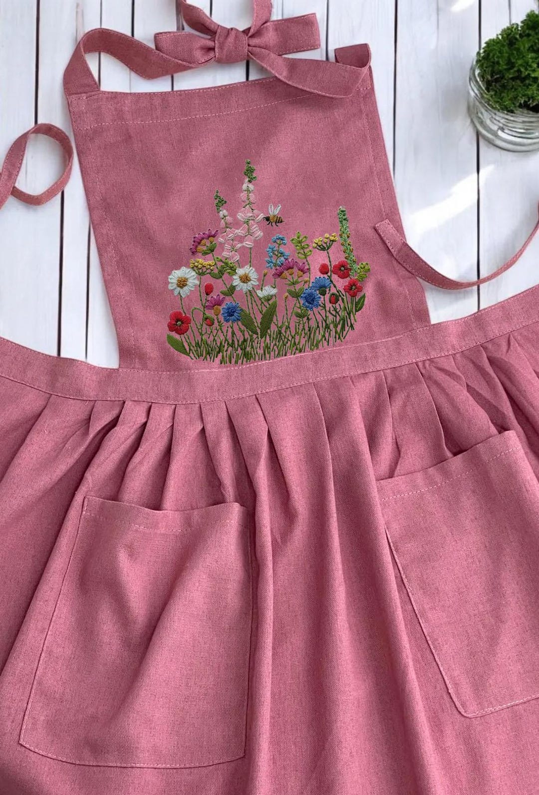Hand Embroidered Floral Apron for Women, Wildflowers Garden Embroidered ...