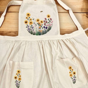 Sunflowers Garden Embroidered Apron, Personalized Hand Embroidered Apron, Kitchen/cooking ...