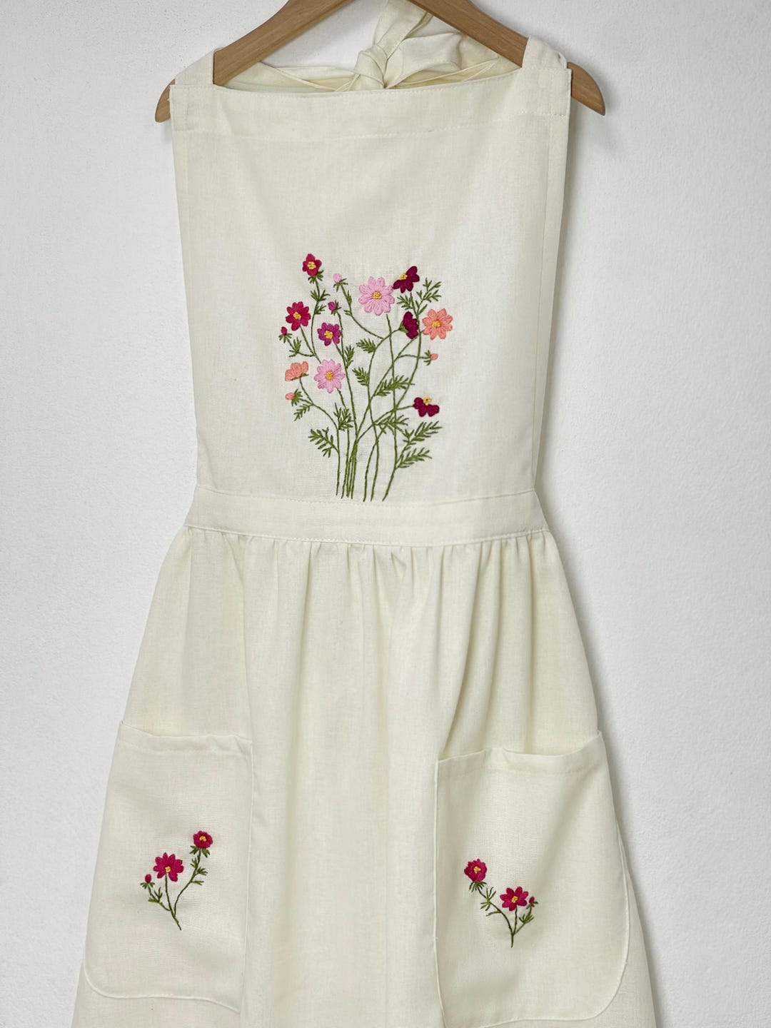 Hand-embroidered Cosmos Flower Garden Apron, Personalized Embroidered ...