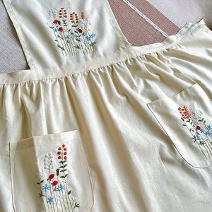 Personalized Natural Embroidered Floral Apron With Lace Trim, Hand Embroidered Apron, Flower ...