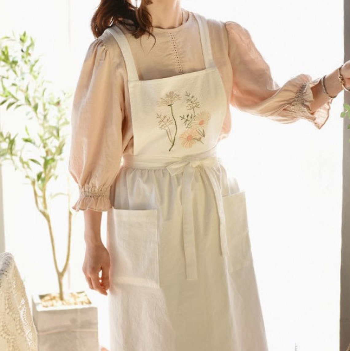 Simple Flower Embroidery Linen Apron for Women, Hand Embroidery Apron ...