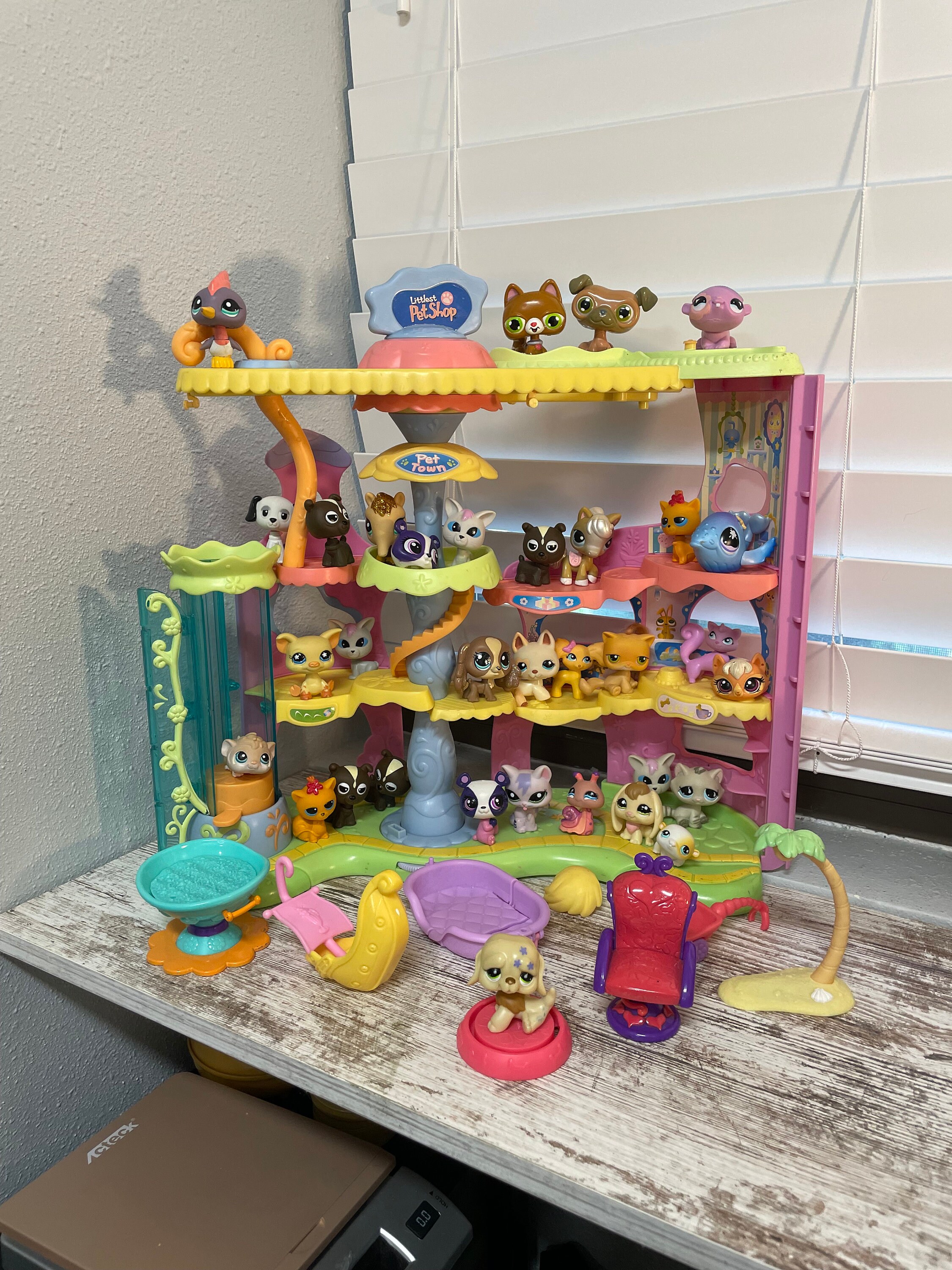 HUGE Pet Town Vintage Littlest Pet Shop Lot - Etsy