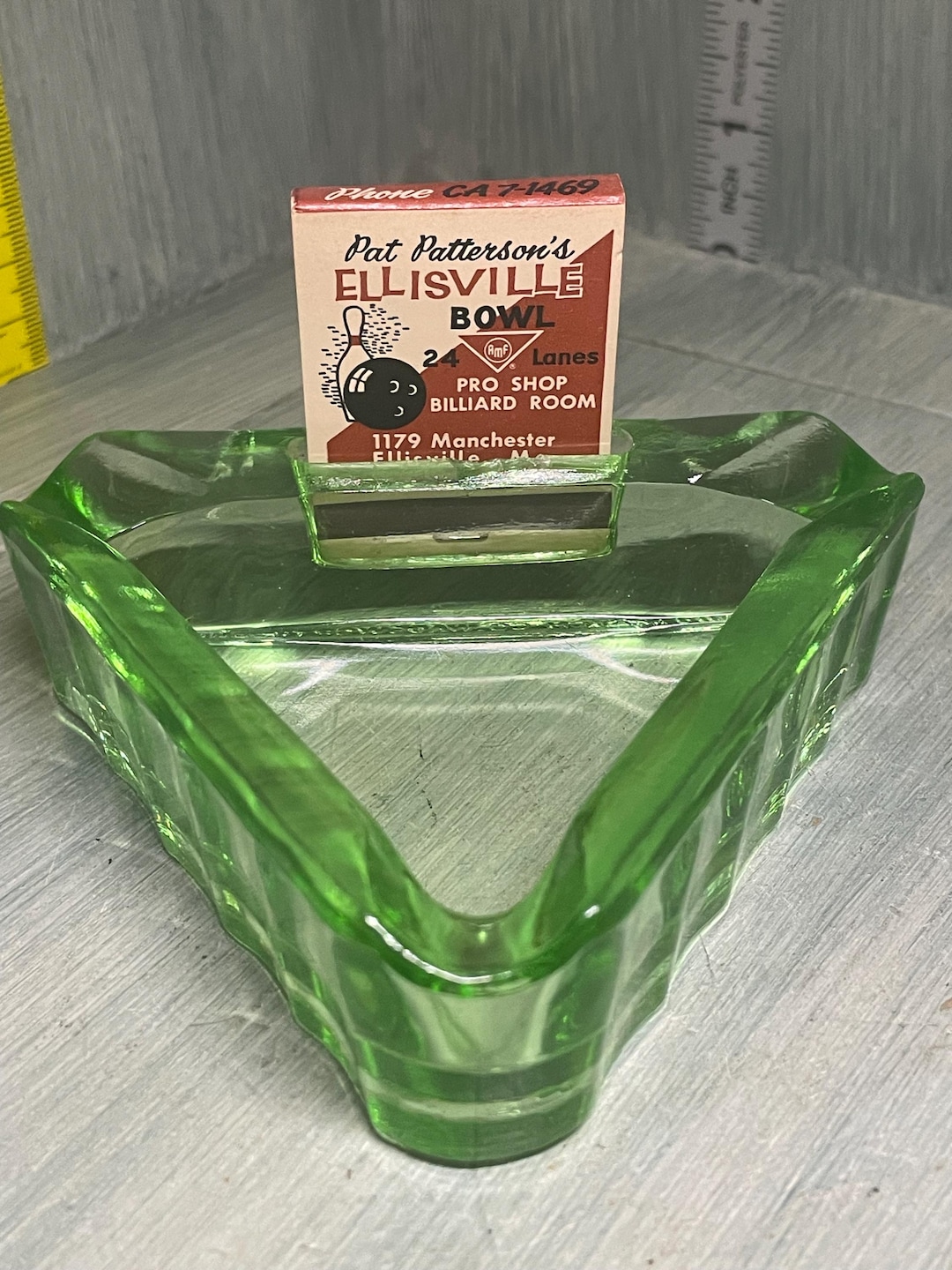 Vintage Green Triangle Ashtray/trinket Dish (ohio Match Company) - Etsy