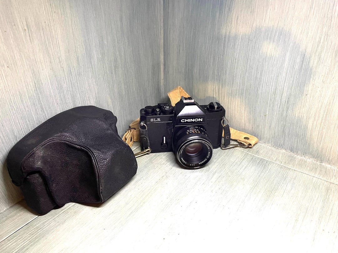 Chinon SLR Camera With Chinon Auto 50mm Lens and Case - Etsy