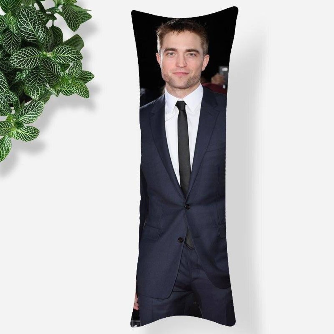 Robert Pattinson Full Body