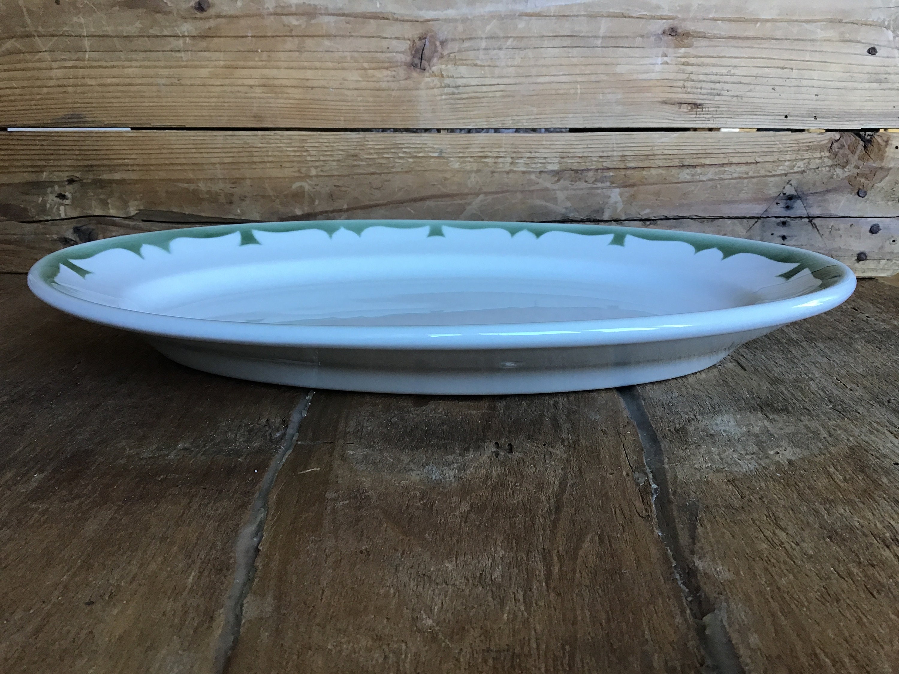 Jackson China Restaurant Ware Pottery Green Crest Wave Pattern Oval ...