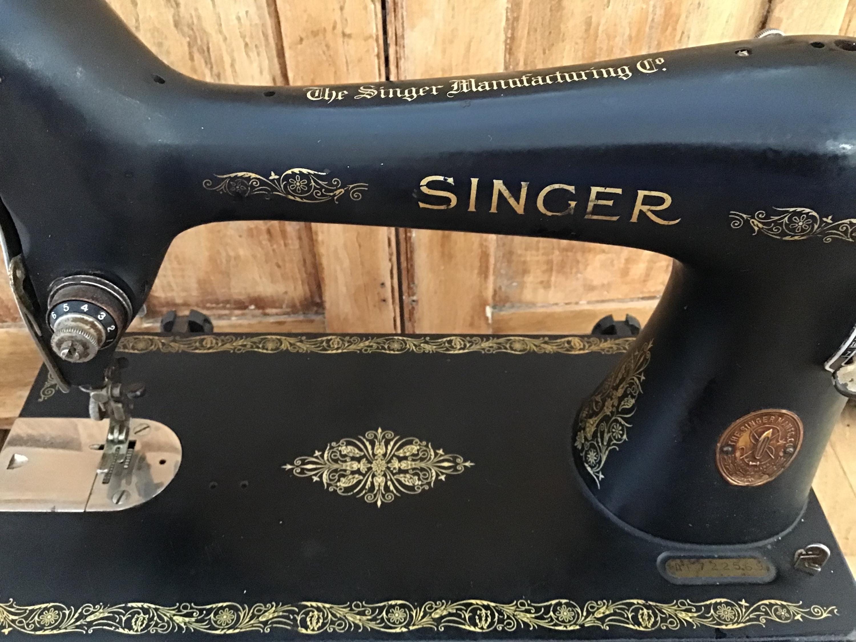 Old Singer Sewing Machine. 1940 USA - Etsy
