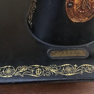 Old Singer Sewing Machine. 1940 USA - Etsy