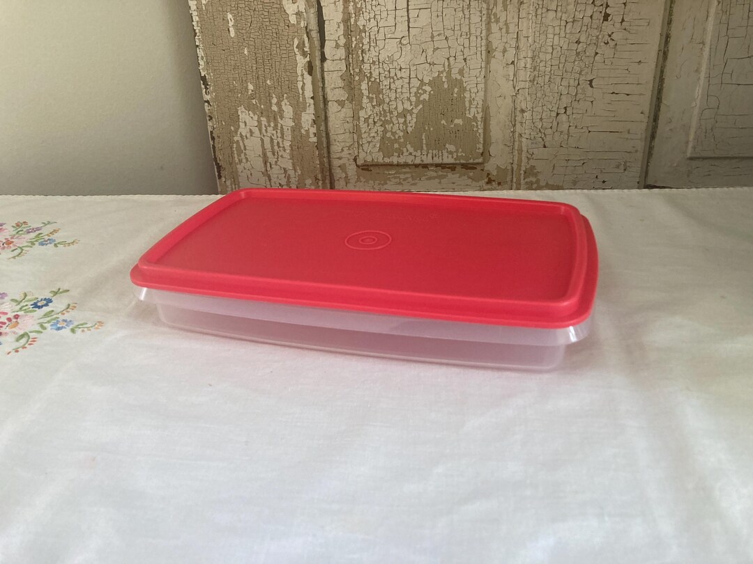 Tupperware 816-9, Clear Plastic Container With 817-11 Fushia Pink Lid ...