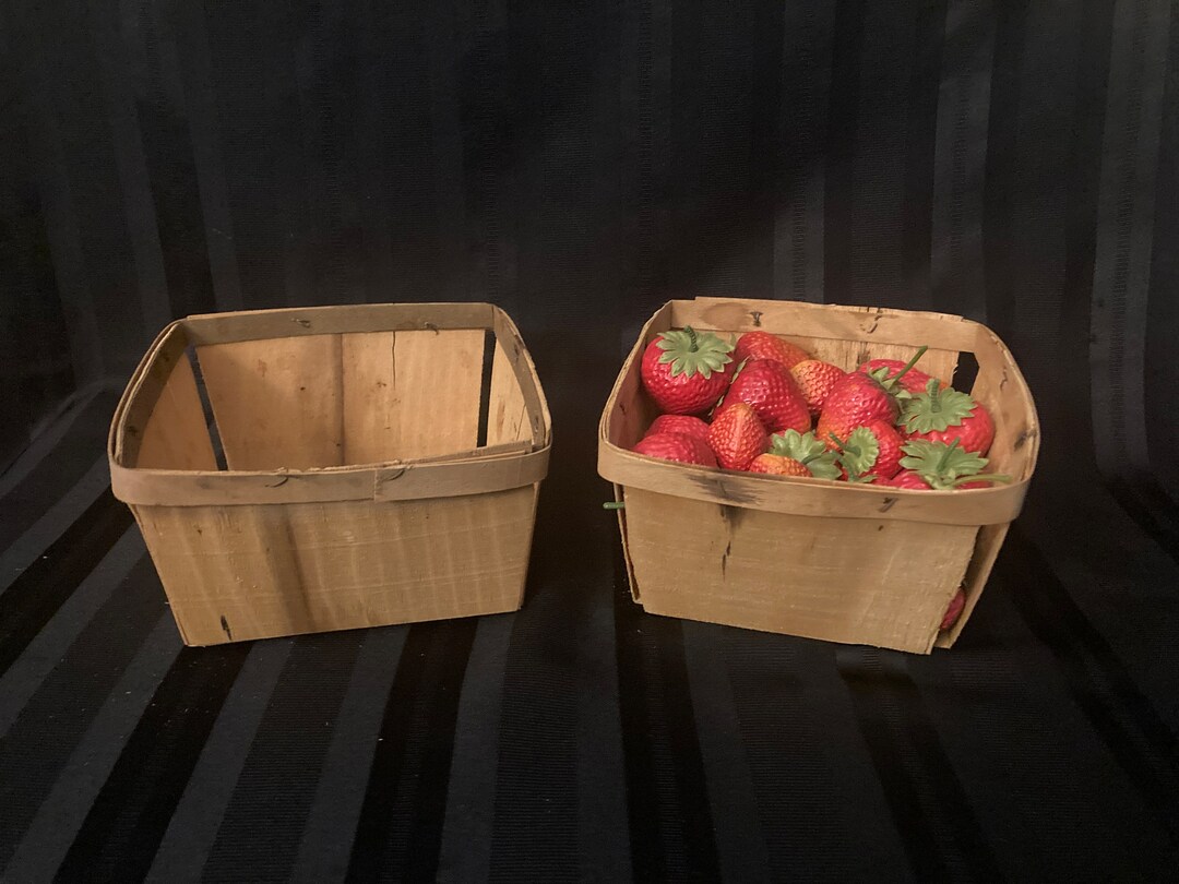 Vintage Wooden Berry Baskets - Set of 2 - Etsy