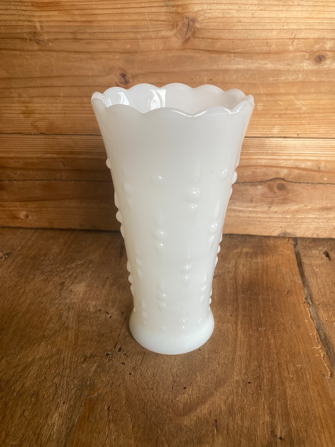 Vintage Milk Glass Vase - Etsy
