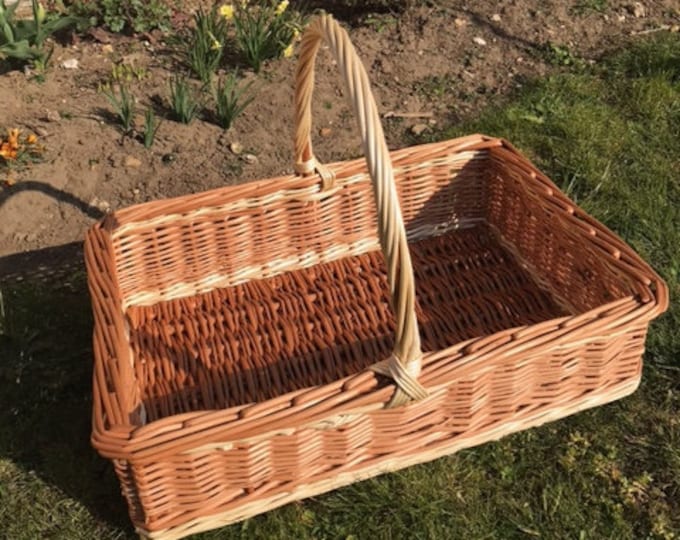 Handmade English Willow Baskets by Countryworldbaskets on Etsy