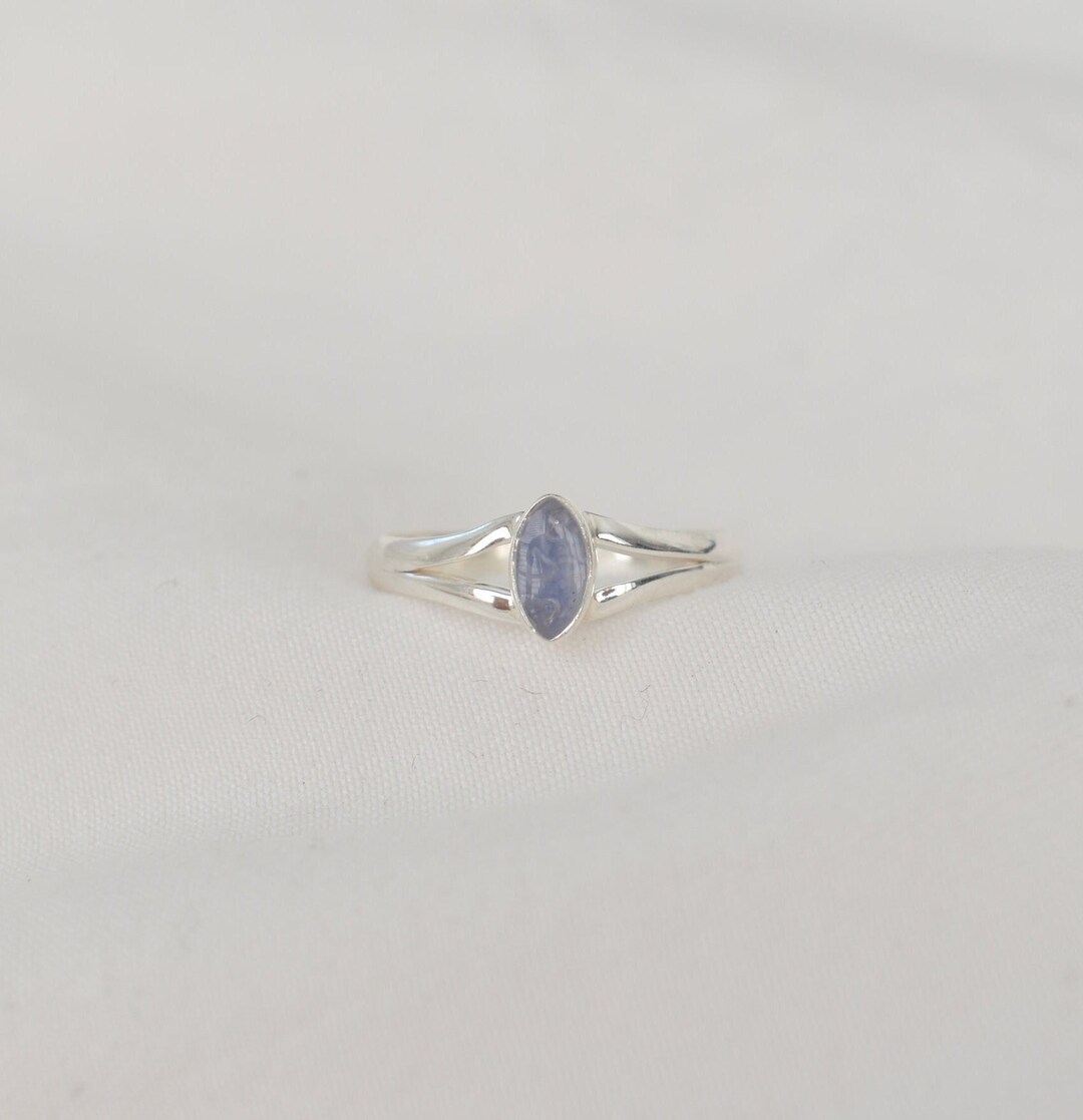 Bereavement Ring, Wedding Memorial Keepsake, Cremation Ashes Remembrance Keepsake Gift for Loved ...