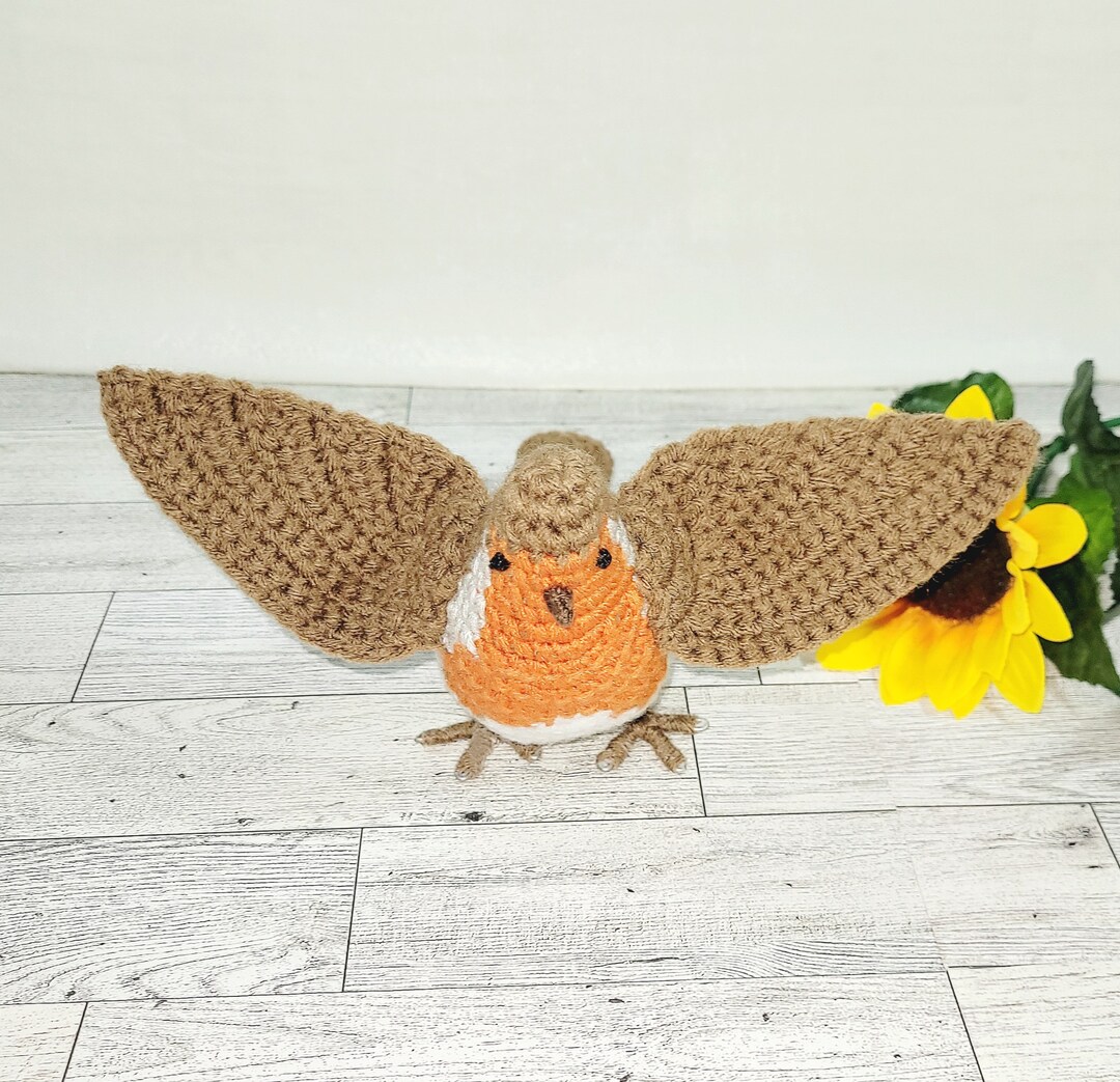 Crocheted Robin Bird, Cute Home Decor Gift for Robin Bird Lovers - Etsy