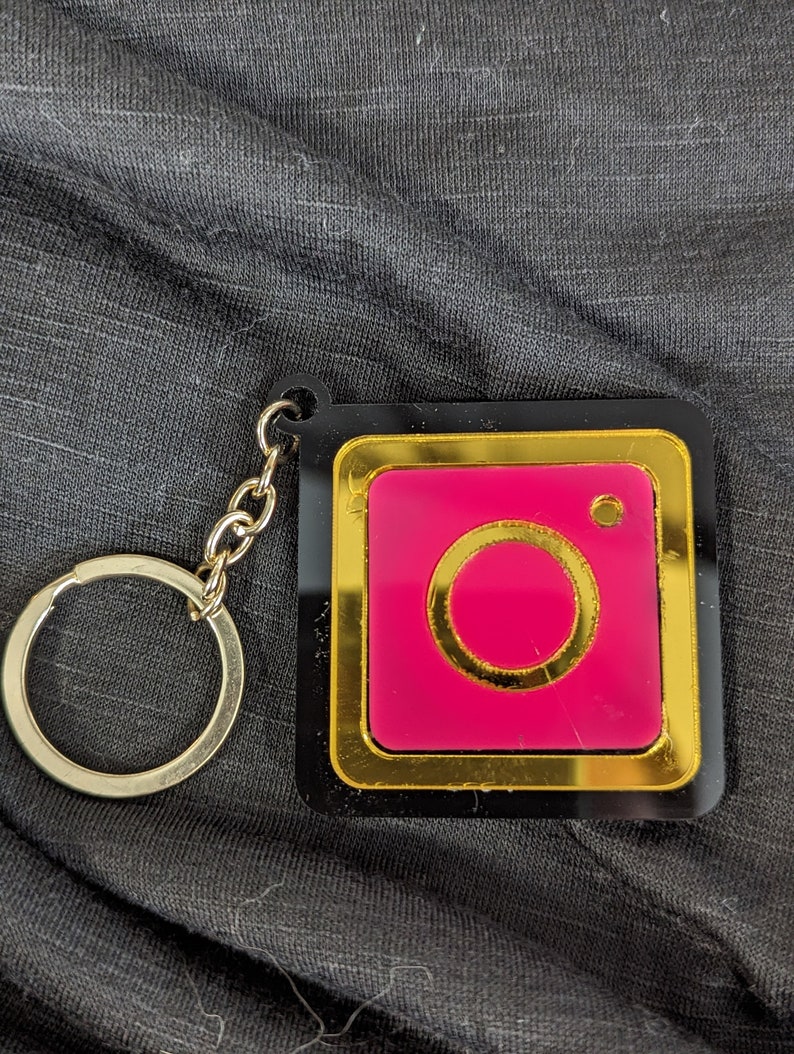 Instagram NFC Smart Tap Keychain *digital SVG/CUT File* - Etsy