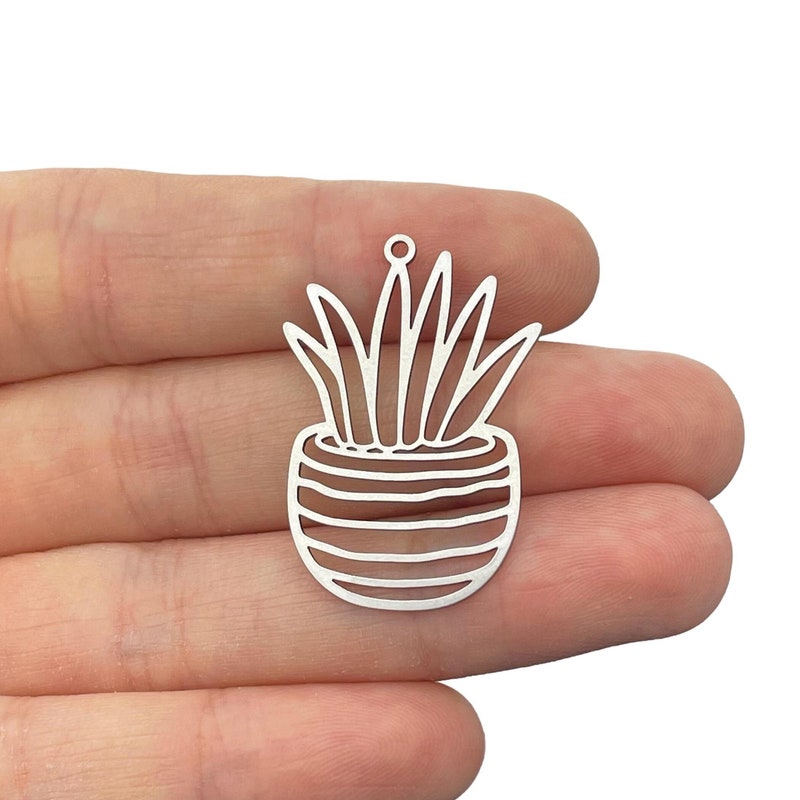 Pot Leaf Necklace - Etsy