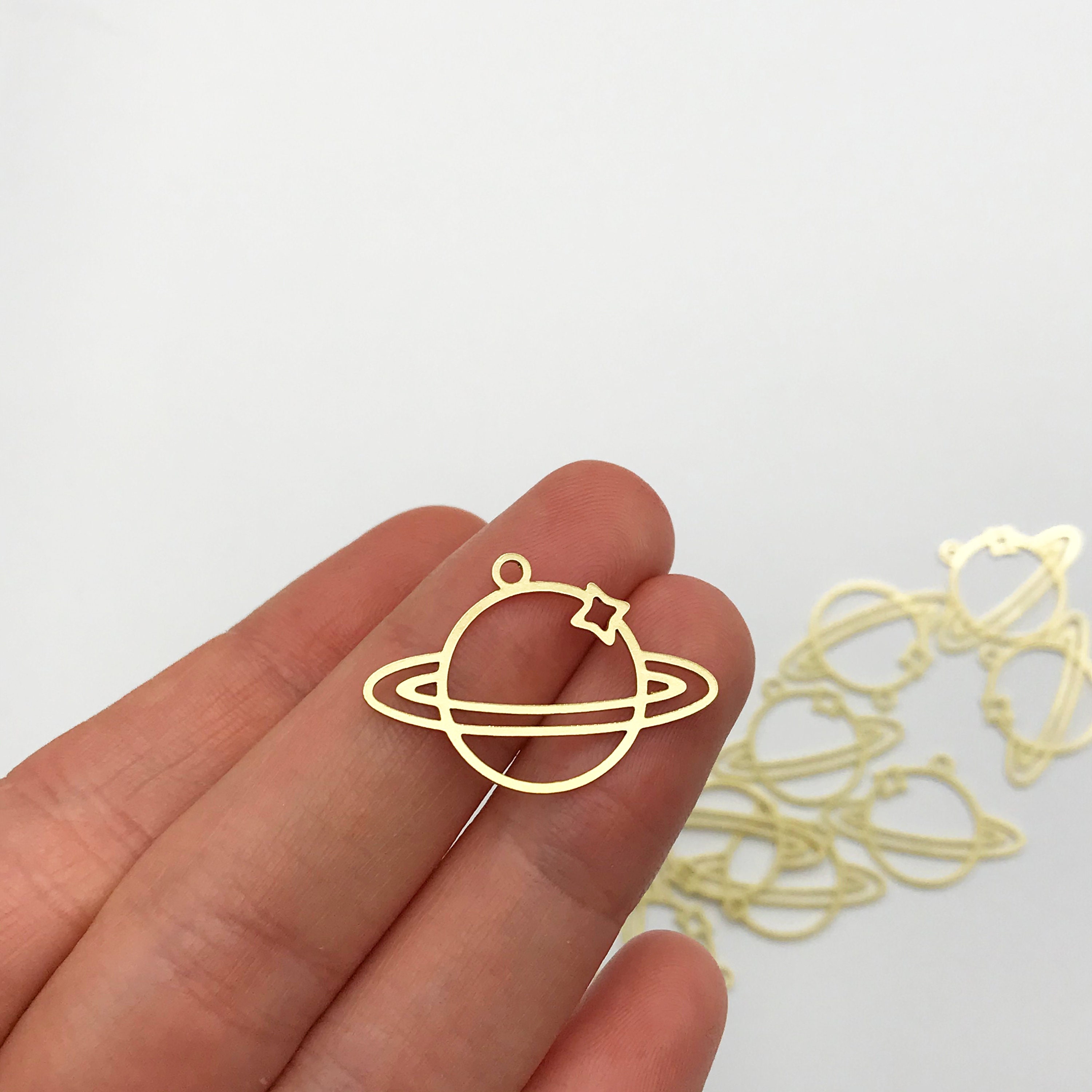 6pcs Raw Brass Planet Saturn Charm Pendant Circle Universe | Etsy