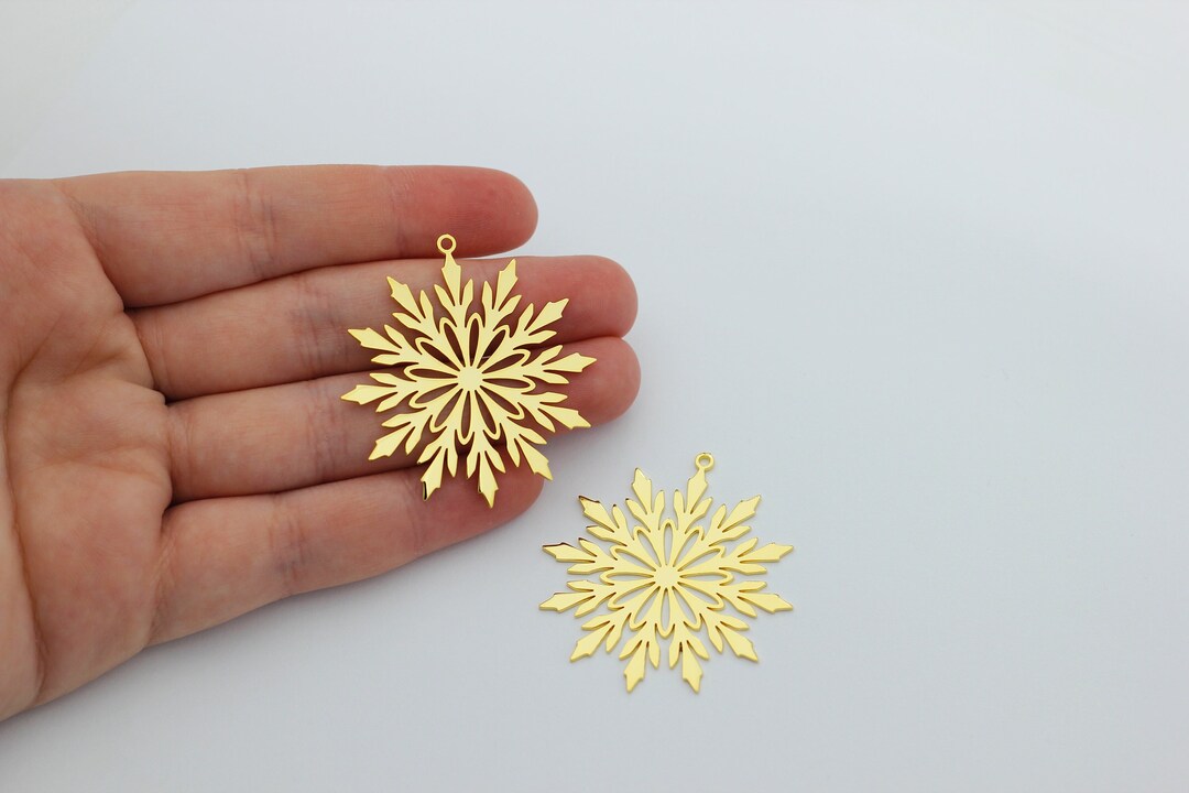 24K Shiny Gold Plated Snowflake Charm, Winter Charm, Christmas Charms ...