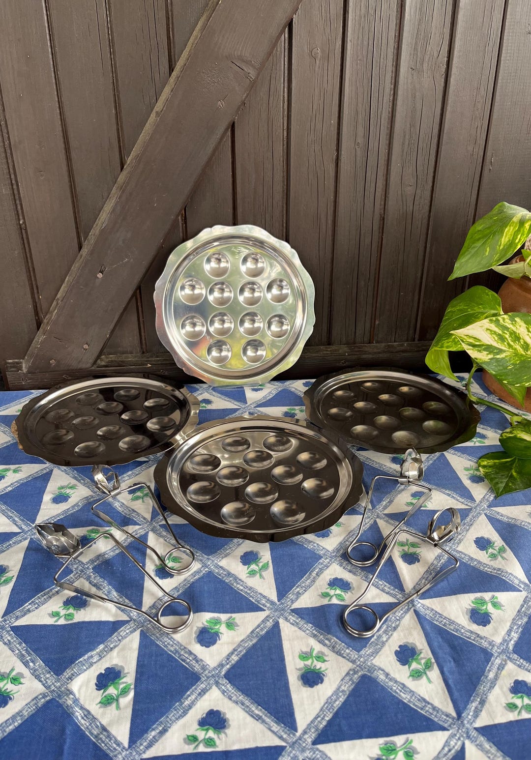 4 Vintage Large Stainless Steel Snail Plates With 4 Eating Tongs ...