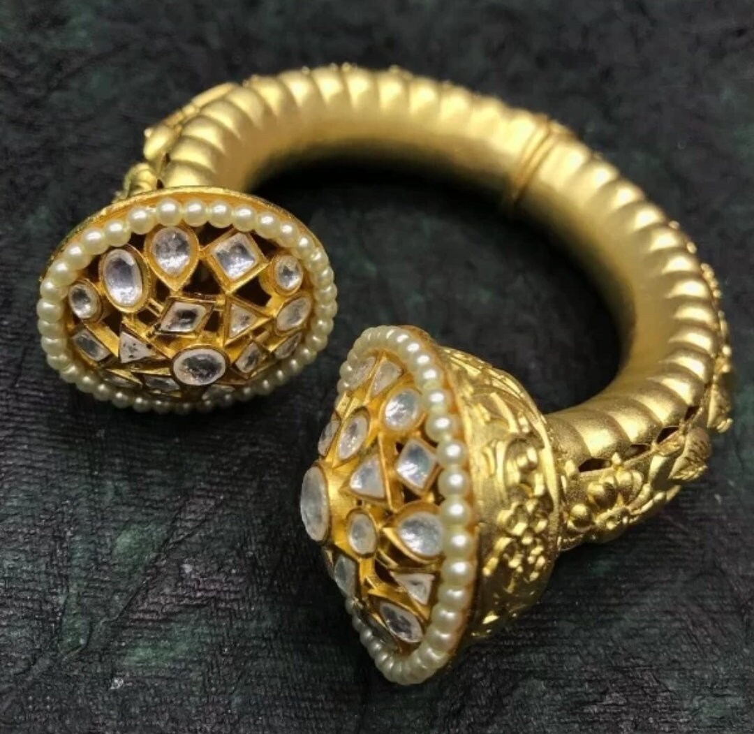 Amrapali Kundan Bangles Rajwadi Kada Polki Bangles Jadau Bangles Pacheli Bangles Kundan Kada ...