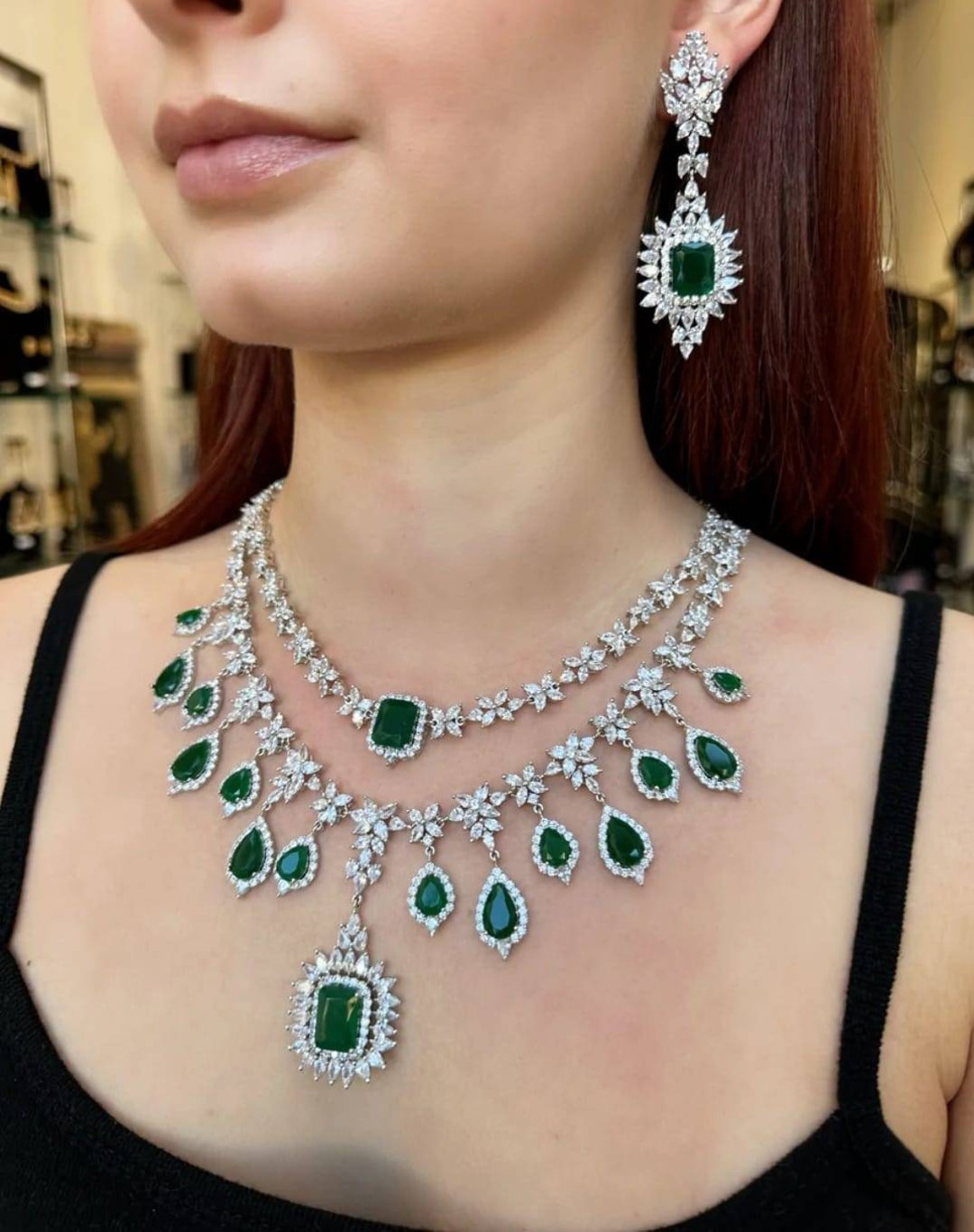 High Quality Emerald Green Dagger Teardrop Necklace and Earrings ...