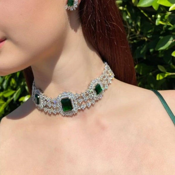Emerald Choker - Etsy