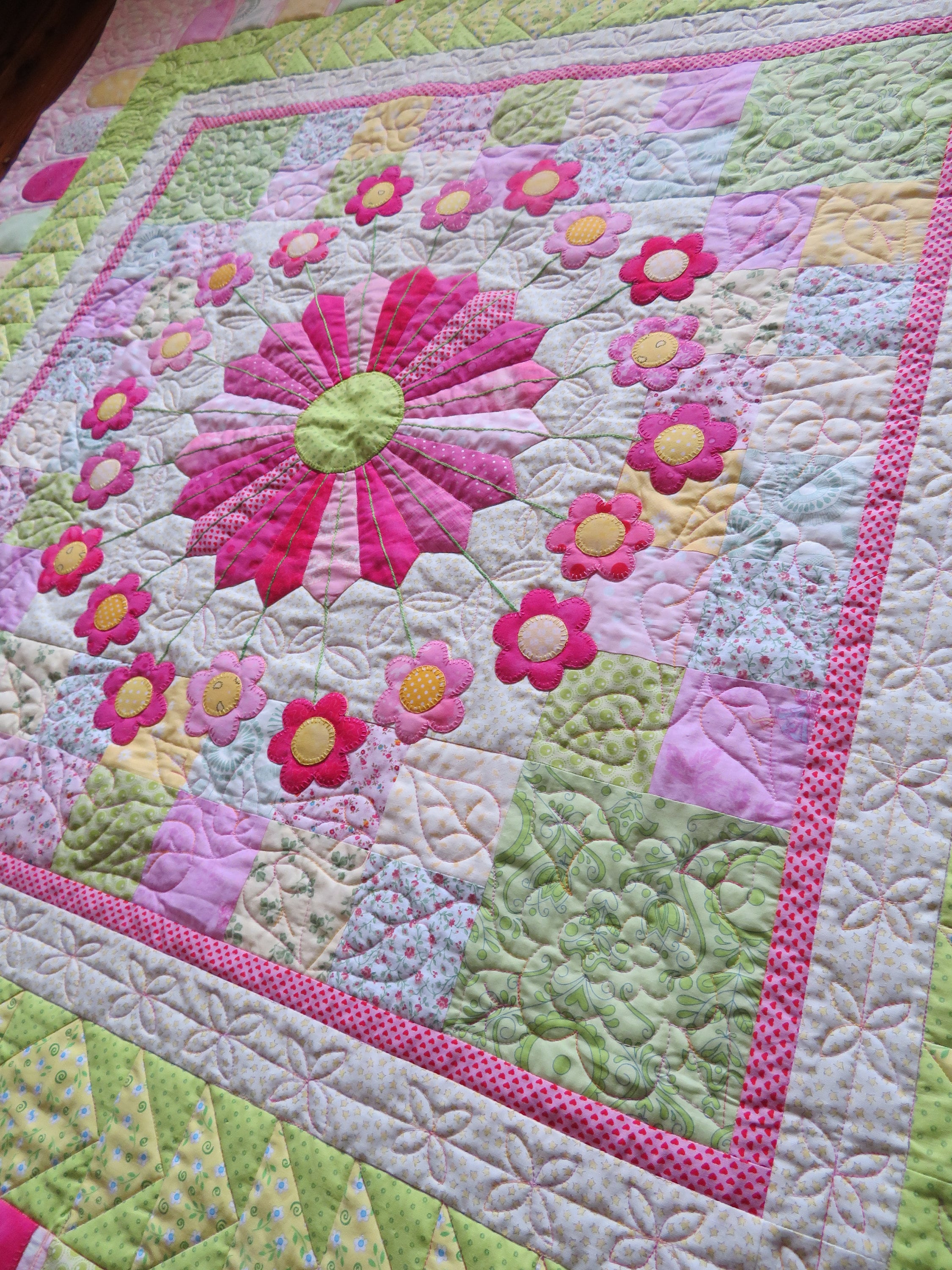 Flower Burst Quilt - Etsy