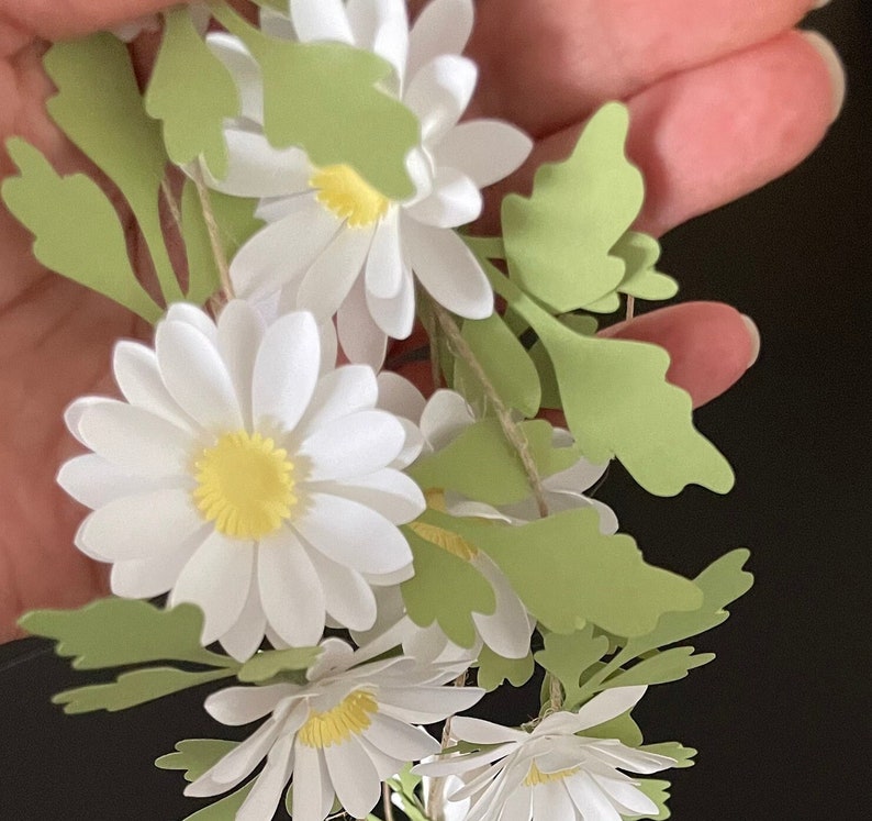Daisy Paper Flower Garland, Nursery, Wedding Decor - Etsy