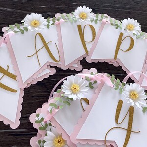 Daisy First Year Monthly Milestone Photo Banner, Daisy Pink Monthly ...