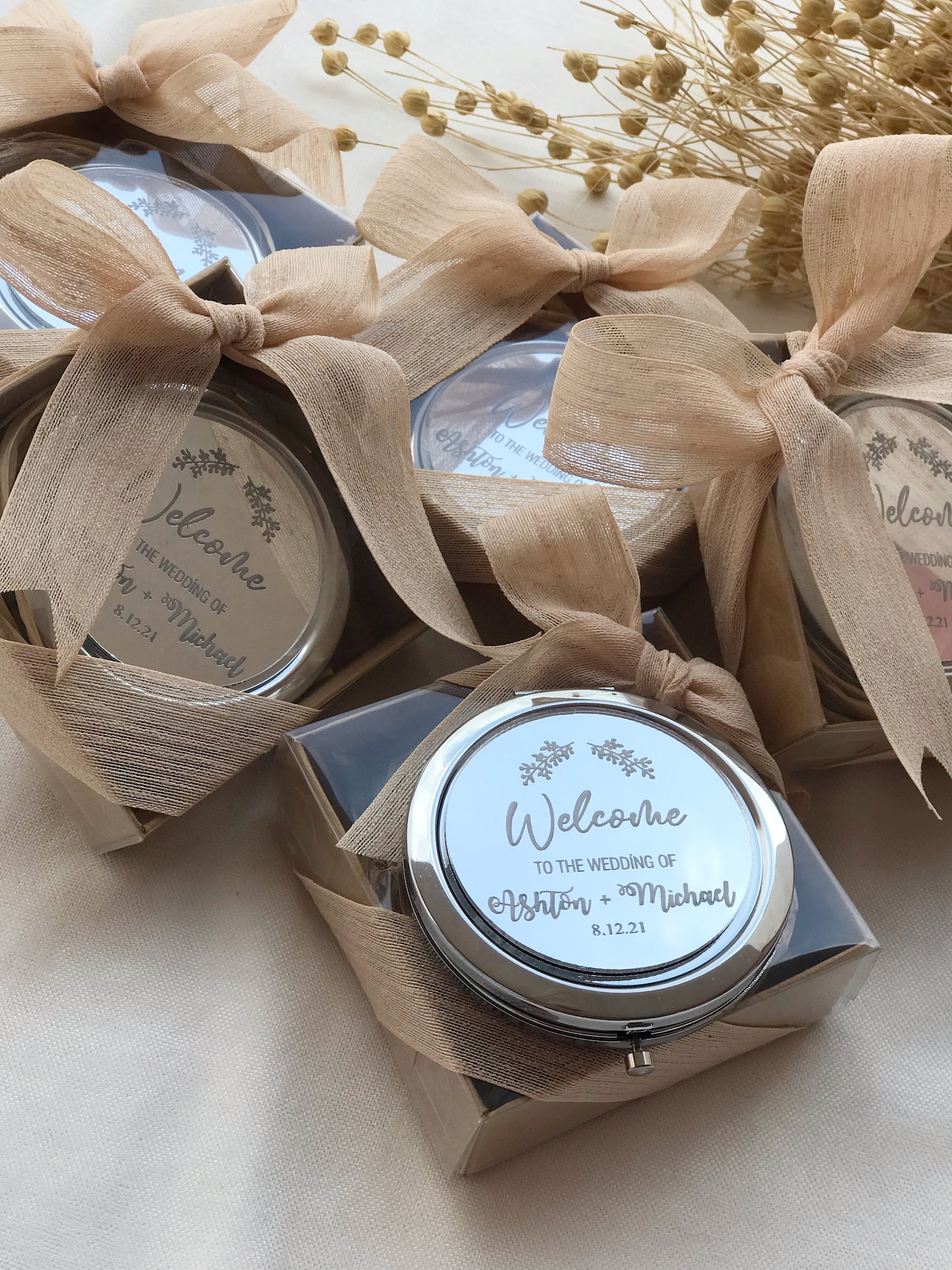 Personalized Compact Mirror With Gift Boxes Bridesmaid - Etsy