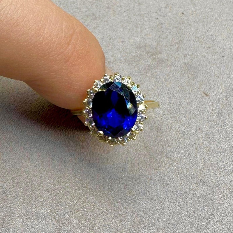 Gold Sapphire Ring - Etsy