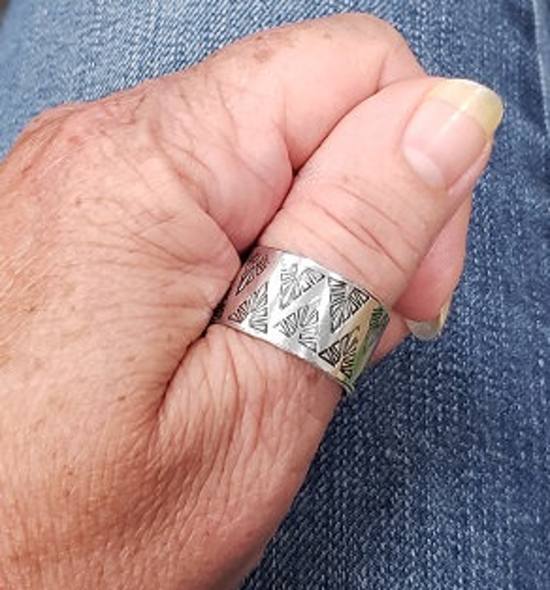 Thumb Rings, Western Style, Western Fashion, Cowgirl Style, Rodeo Style ...