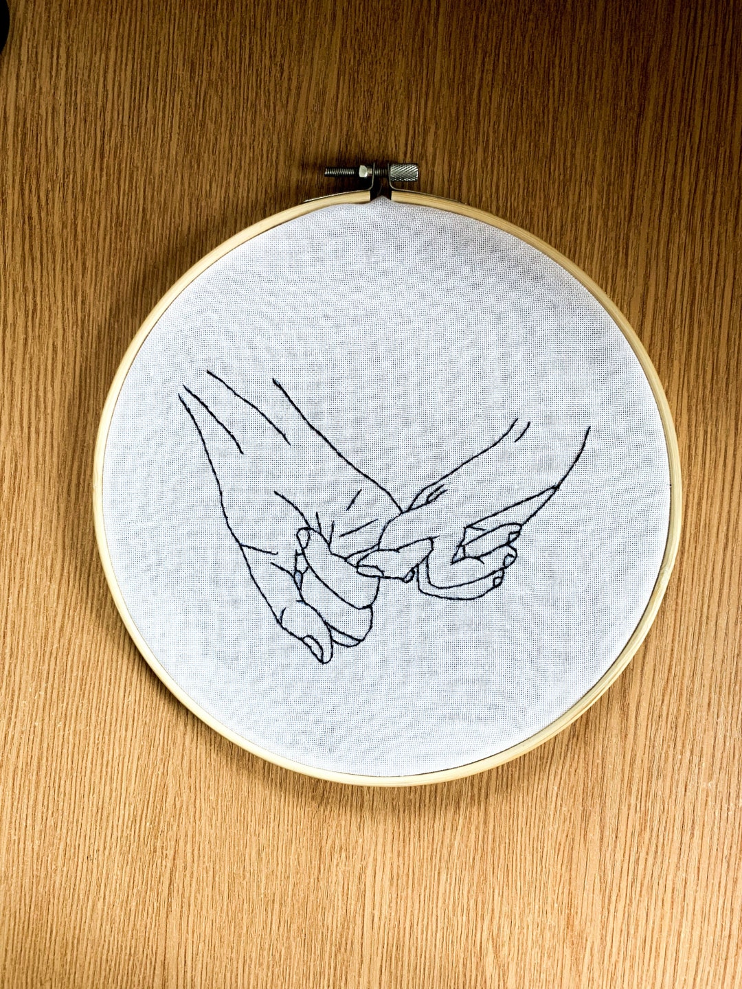 PDF Embroidery Pattern, Holding Hands Pattern, Body Design, Love Design ...