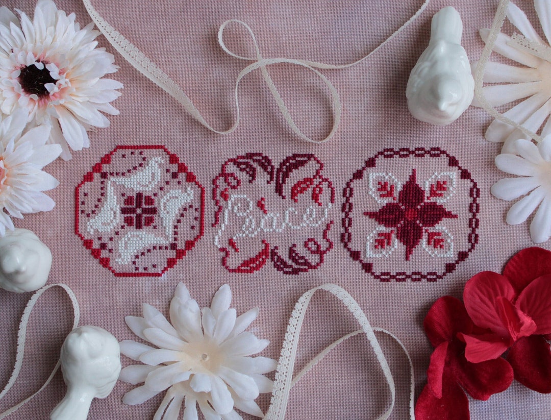 Peace Quakers Cross Stitch Pattern - Christmas White Dove and Red ...