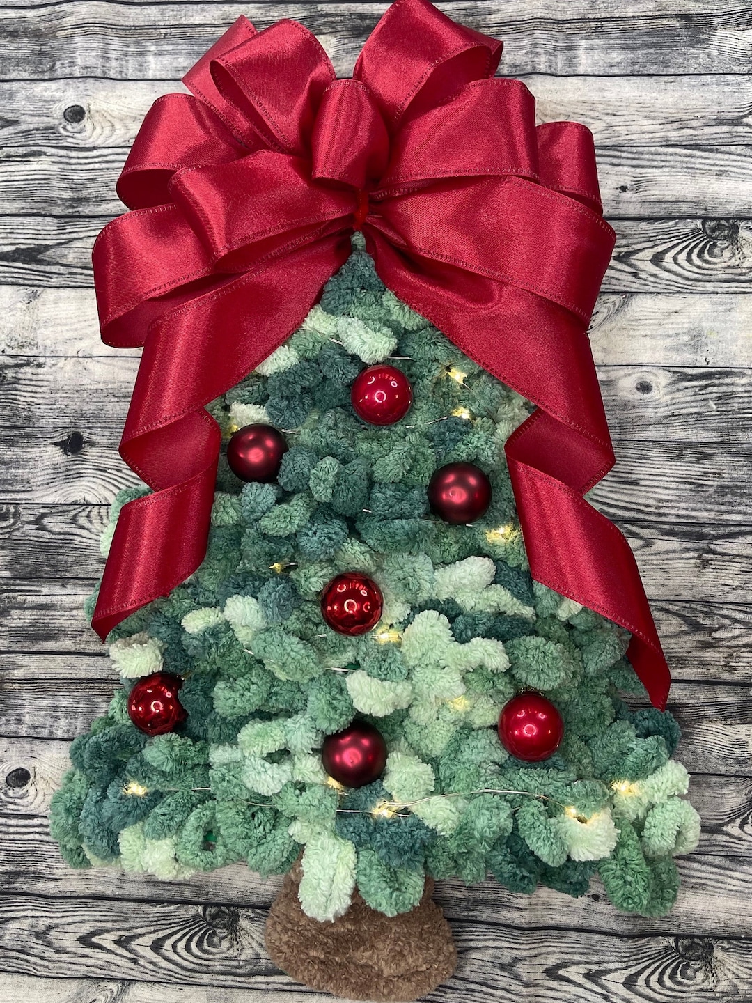 Festive Loopy Chenille Yarn Christmas Tree Wreath - Holiday Door Hanger ...