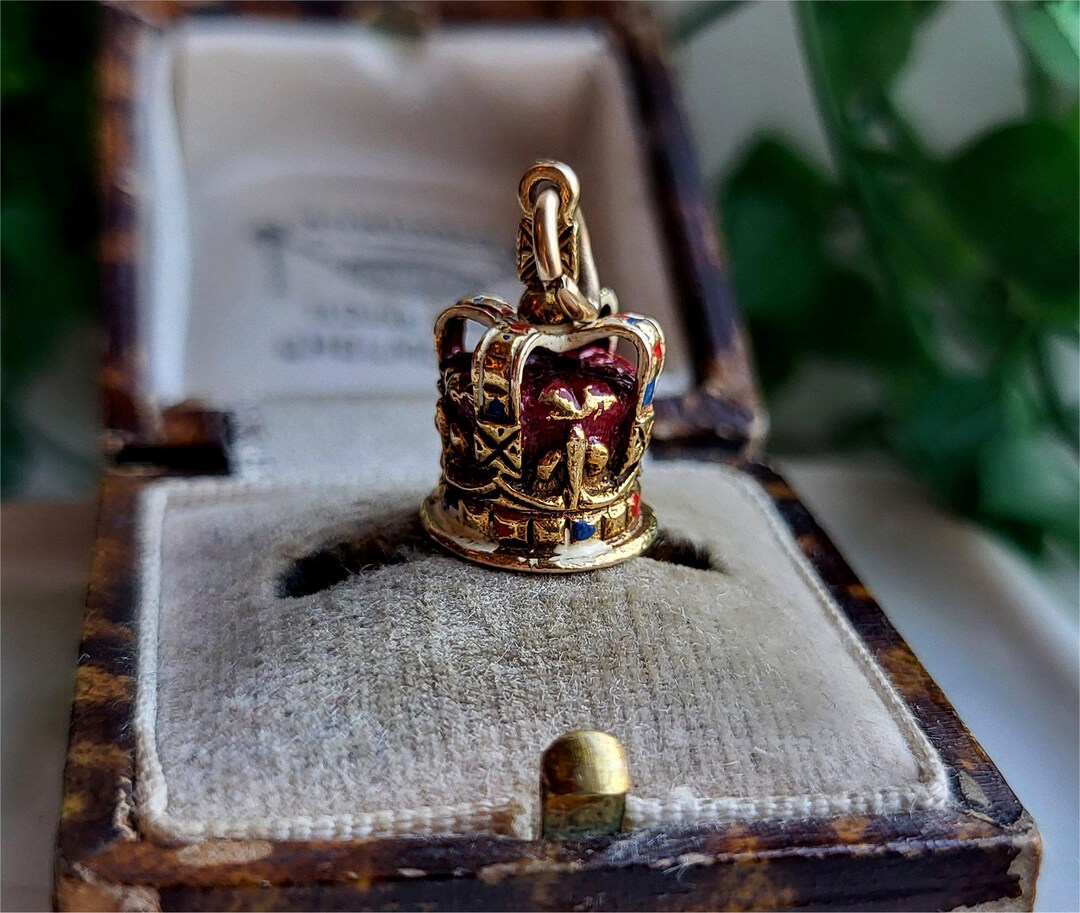 OLD ENAMELED Vintage 9ct Gold Crown Charm / Pendant. PAYMENT Plans ...